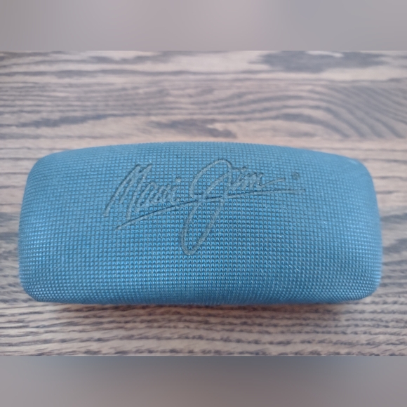 Maui Jim | Accessories | Maui Jim Sunglasses Case Final Price | Poshmark